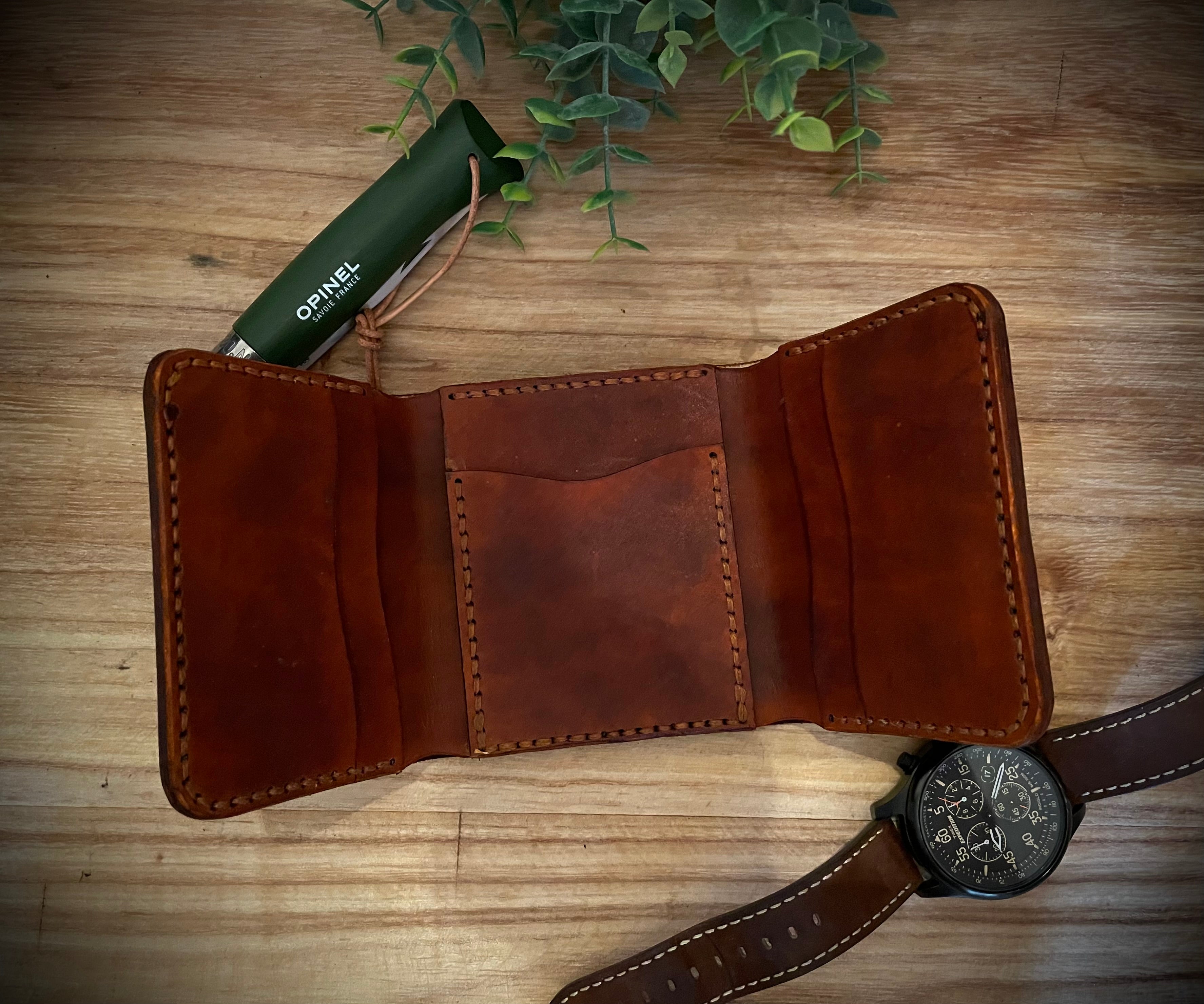 Traditional Billfold Wallets – Iron Beard Leather Co.
